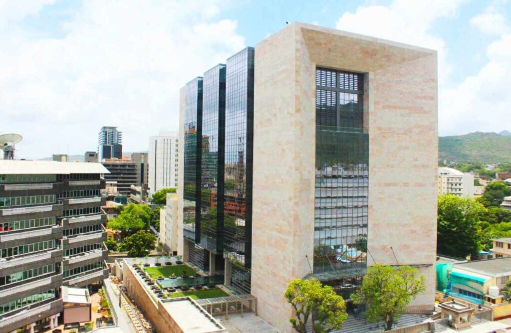 NEW SUPREME COURT BUILDING, MAURITIUS – Deck Decor